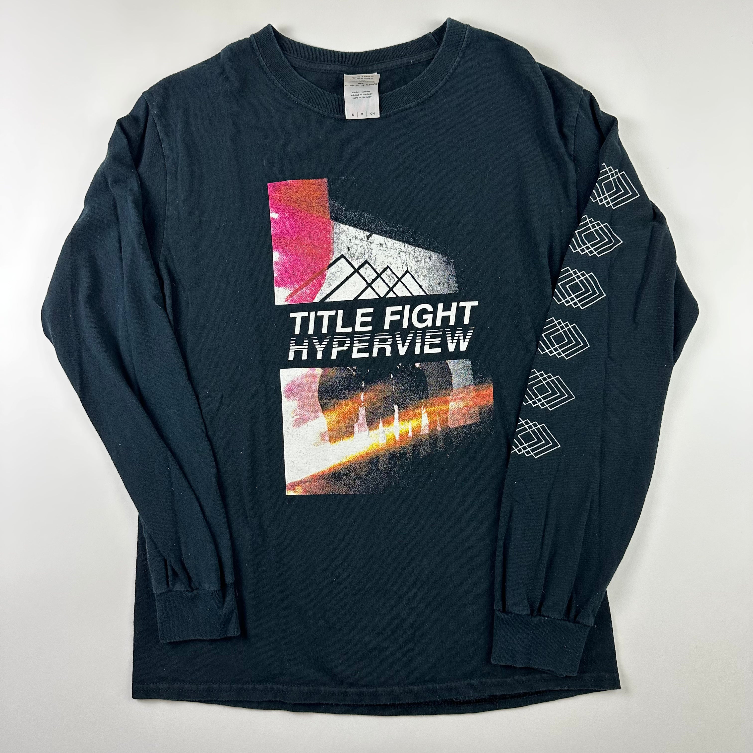 Title Fight Long Sleeve Shirt Small Hyperview – Madd Vintage